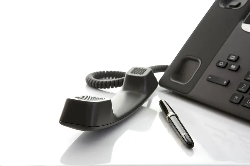 How a Modern Business Phone System Can Improve Team Collaboration - ACS